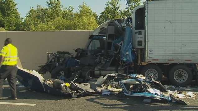 Images: 2 die in tractor-trailer crash on Turnpike