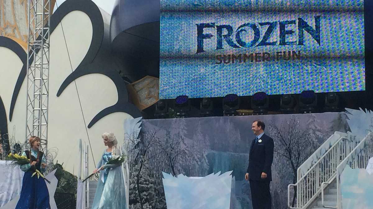 Take a peek at the 'Frozen Summer Fun' premiere