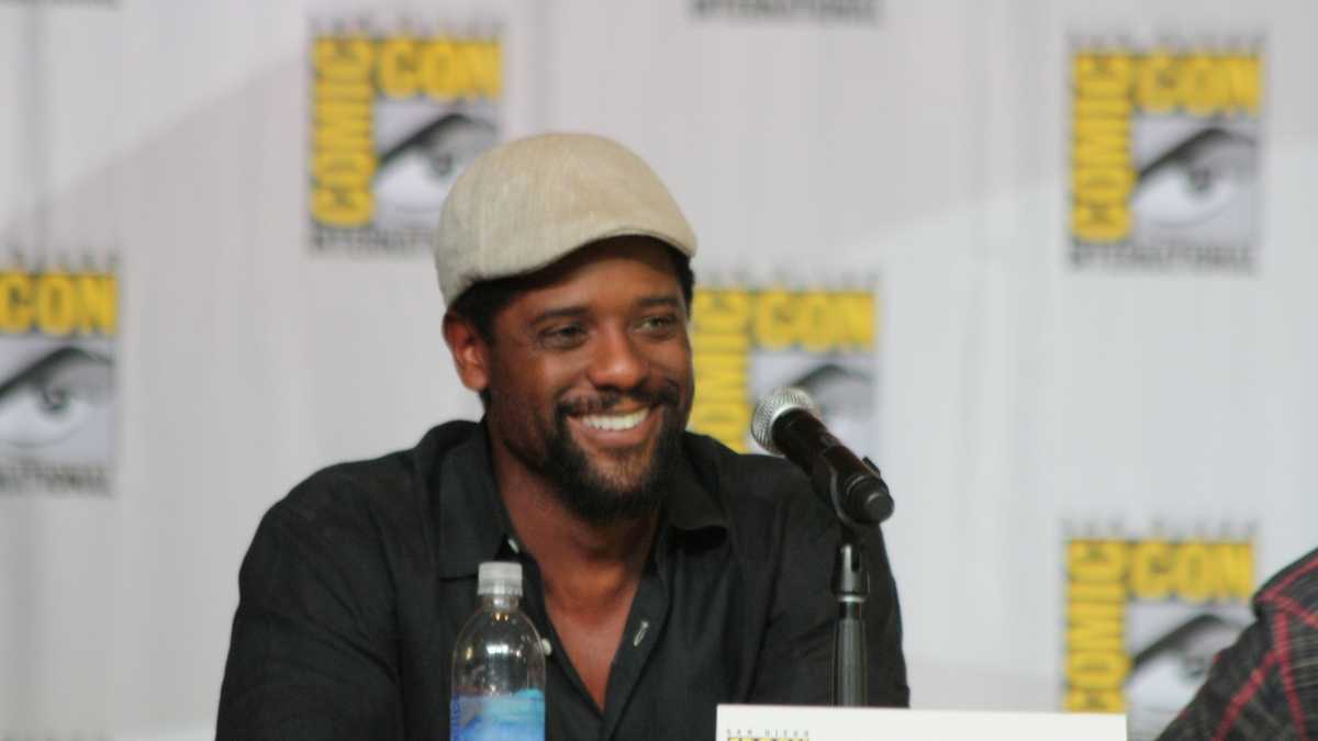 List of celebrity narrators for Disney's Candlelight Processional