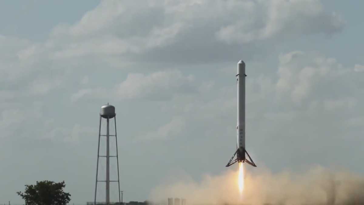 First rocket landing at Space Coast could happen in weeks