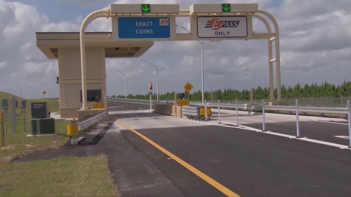 New interchange opens on State Road 429