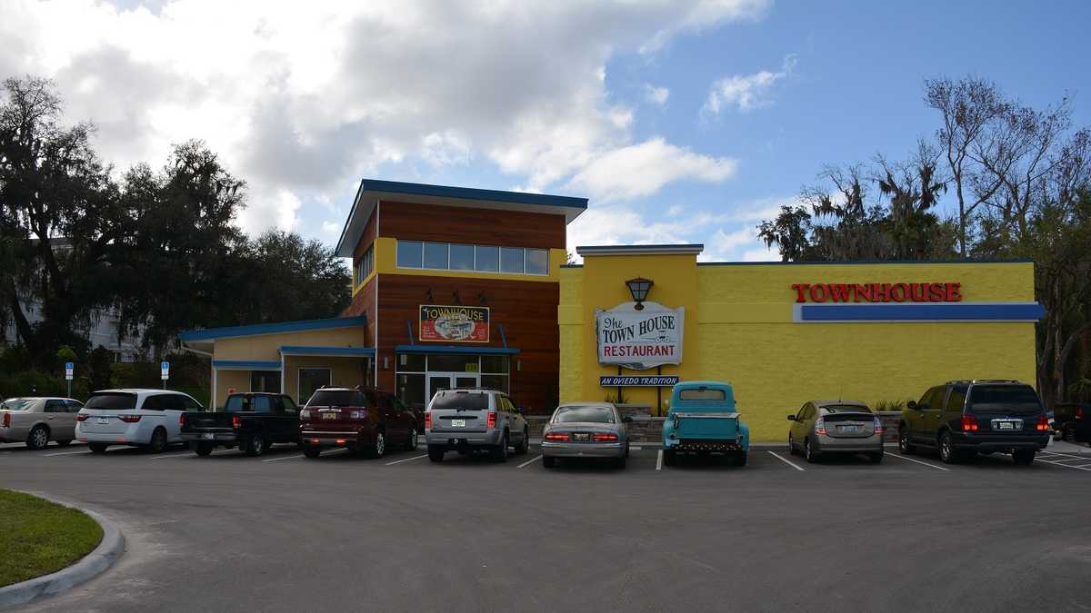 New Townhouse Restaurant, same comfort food