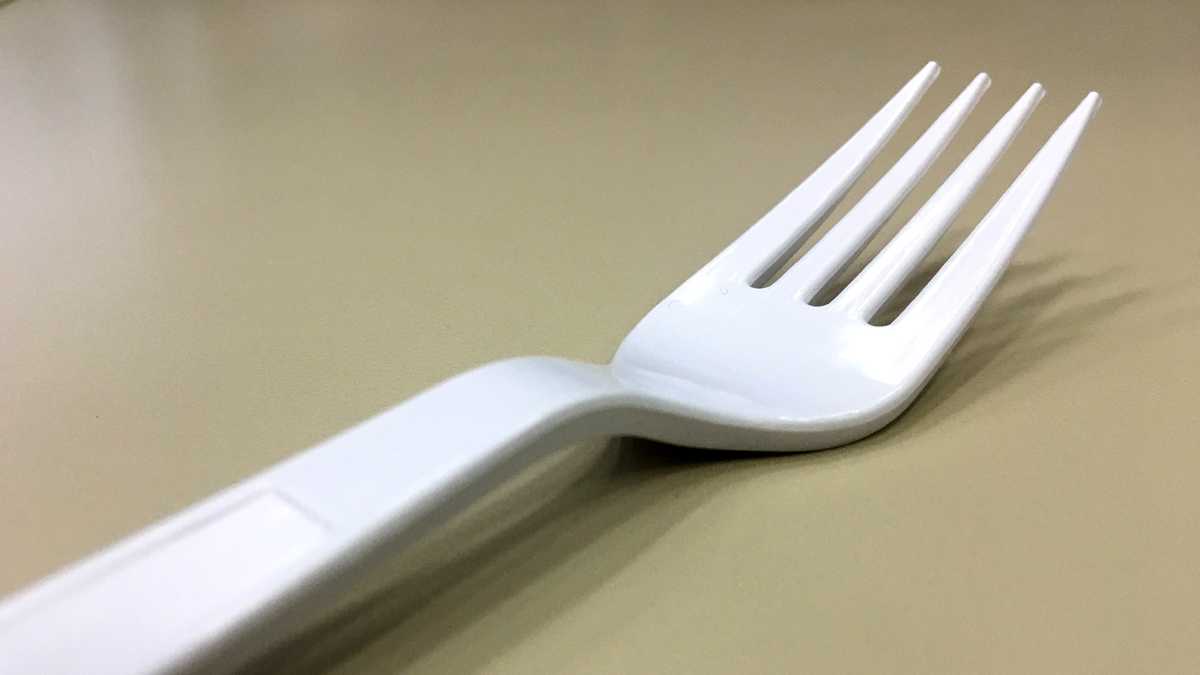 Couple arrested in burrito assault, fork stabbing, deputies say