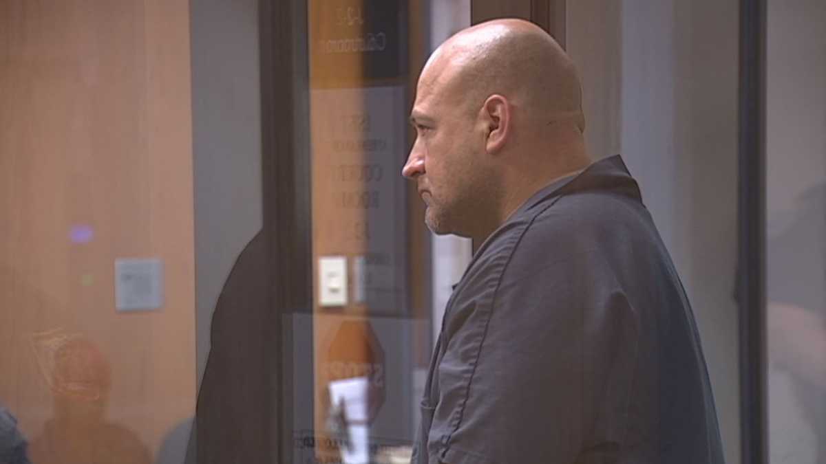 Sanford police lieutenant accused of head-butting, punching woman