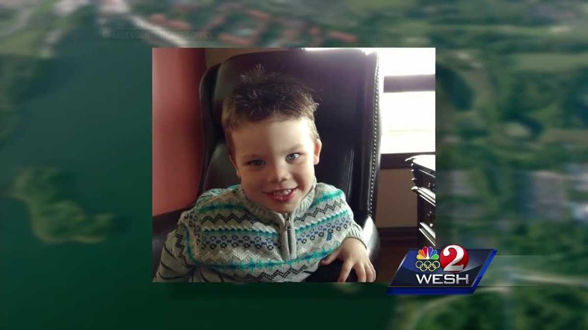 Toddler's body recovered from lake after gator attack