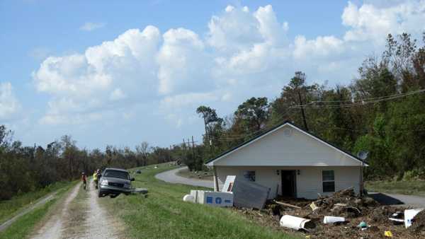 Mennonite Disaster Service helps storm victims in Louisiana