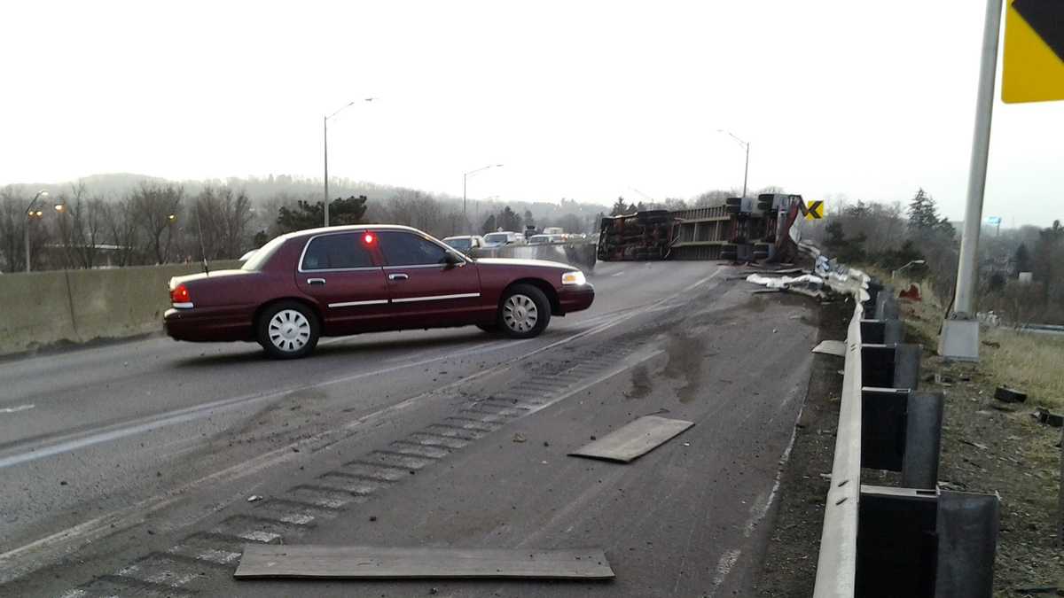 Photos: I-83 truck crash scene