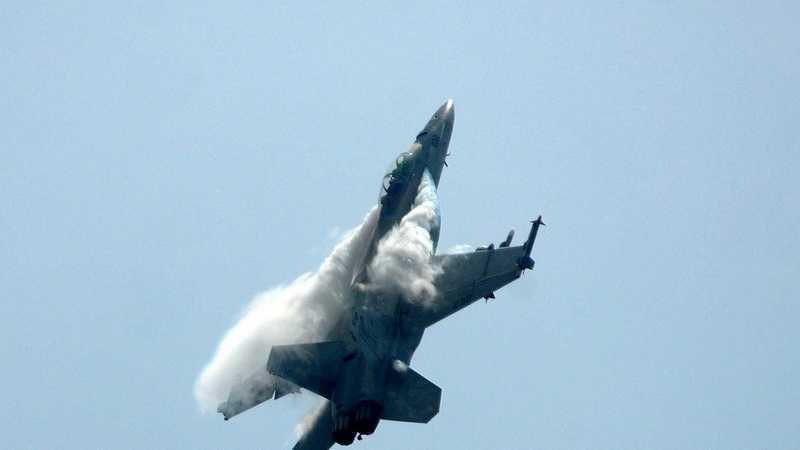 25 amazing shots from the U.S. Navy