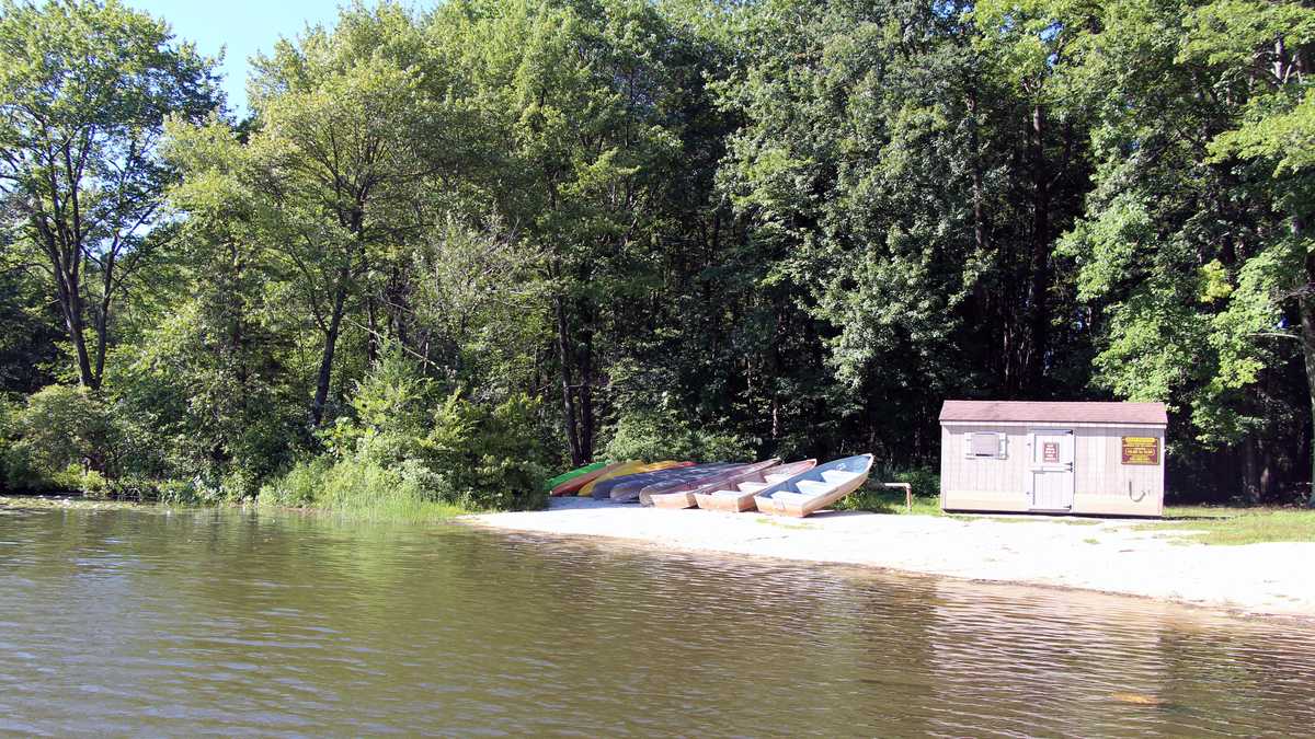 Boat, fish at French Creek State Park