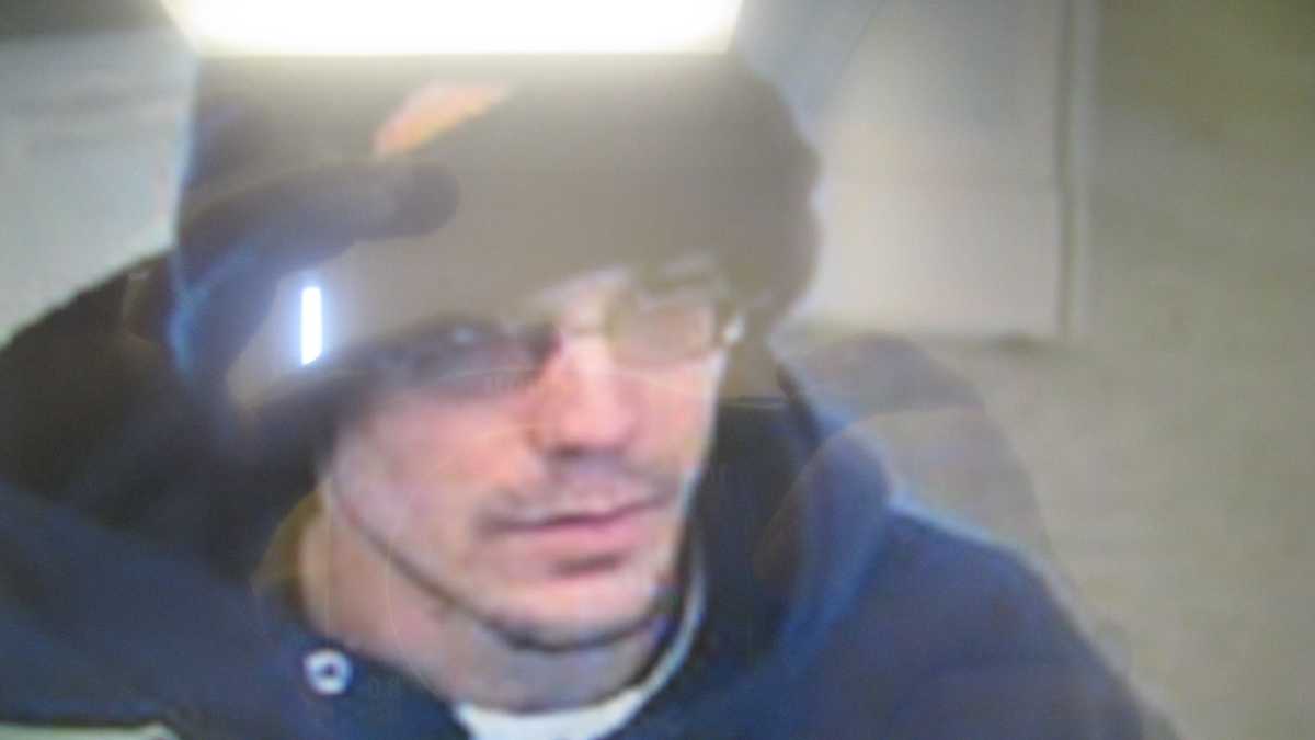 Police: Suspected bank robber in custody Police: Suspected bank robber in custody
