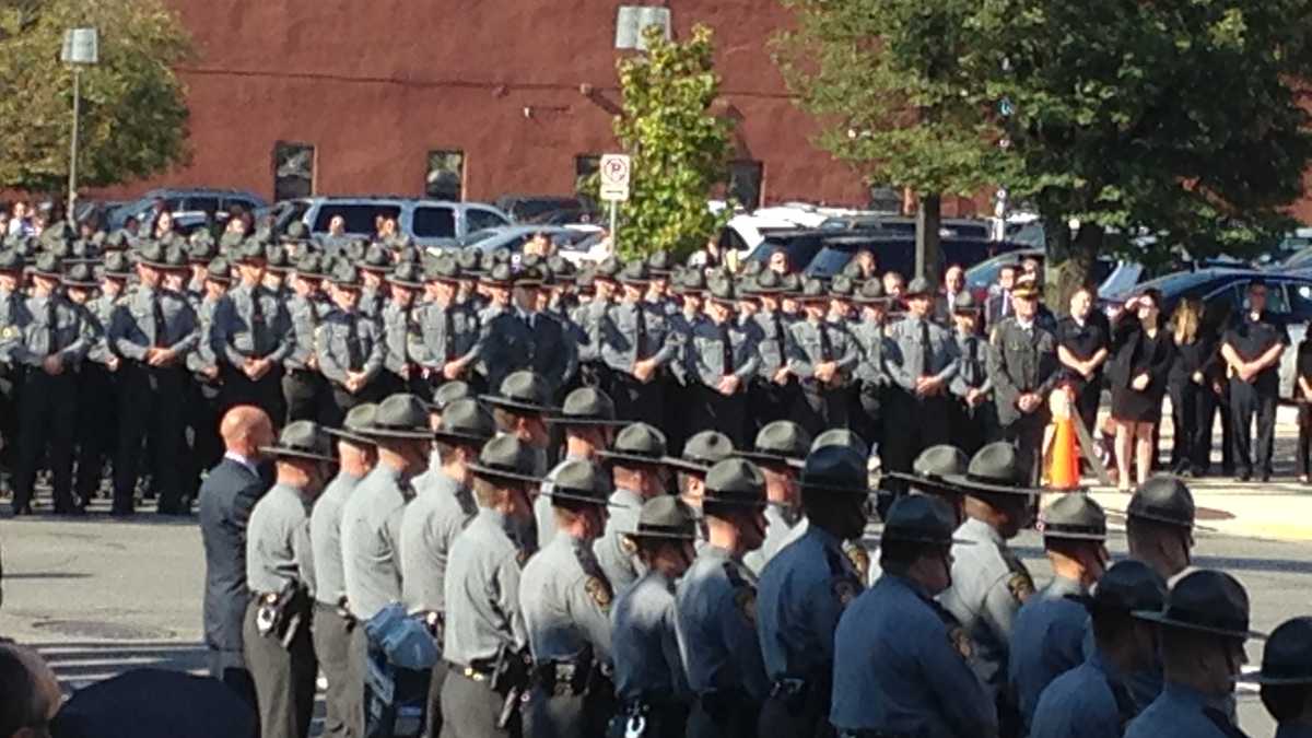 Images from state trooper funeral