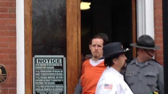 Photos of Eric Frein's capture