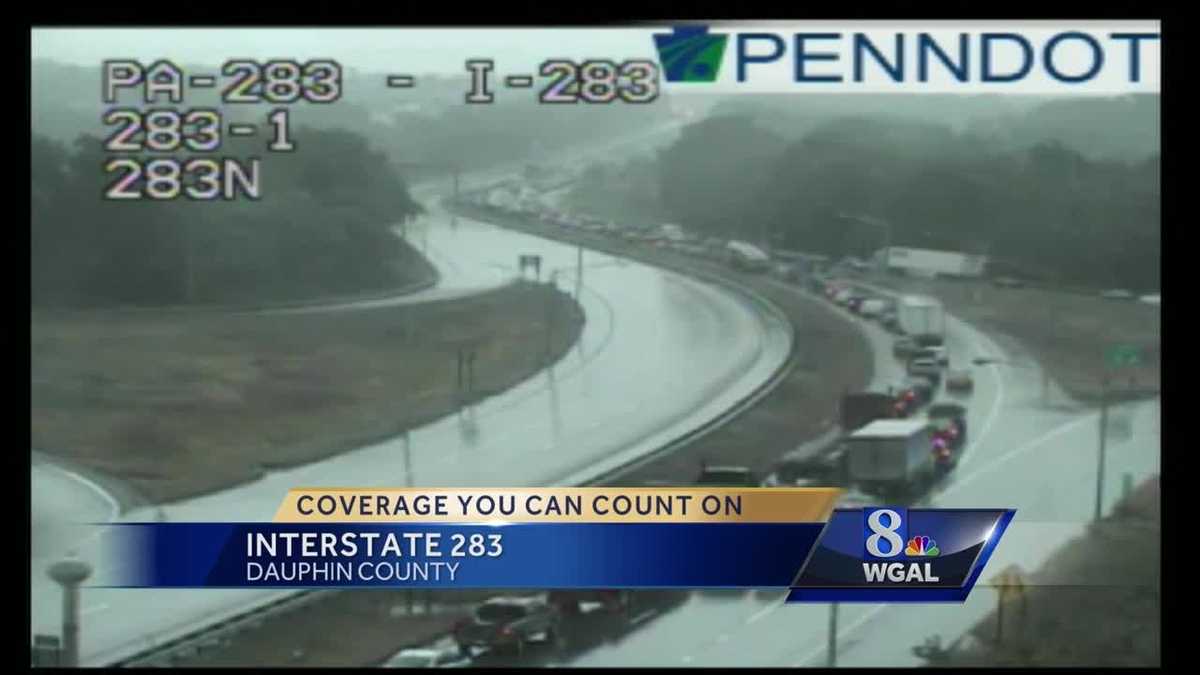 Woman dies after morning crash on Interstate 283