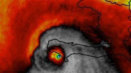 Satellite captures eerie image of Hurricane Matthew