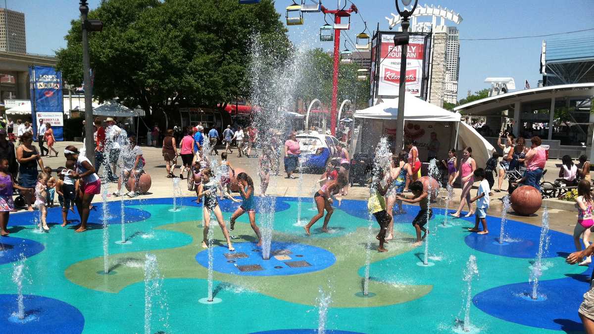 Slideshow: Summerfest opening day