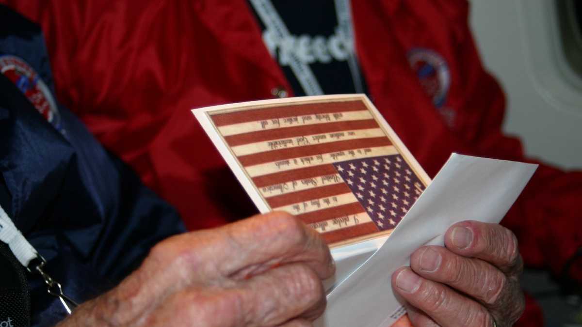 Images: Mail Call! Vets get letters from home