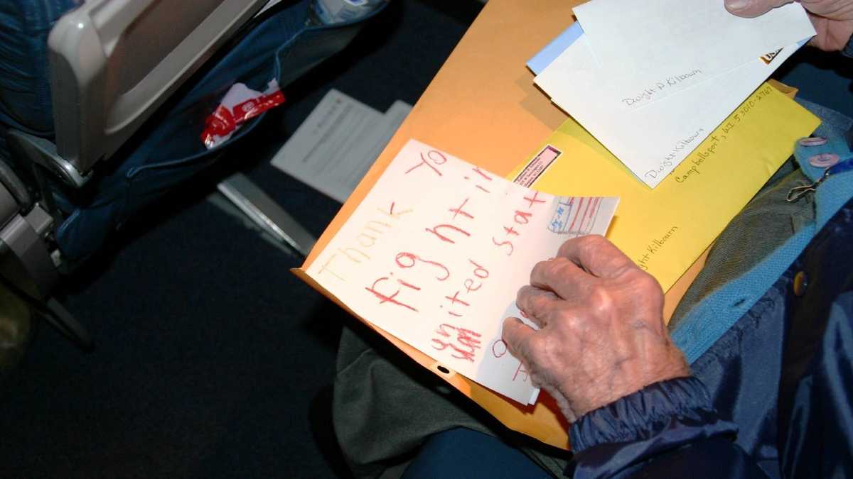 Images: Mail Call! Vets get letters from home