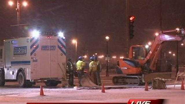 Water main breaks in downtown Milwaukee