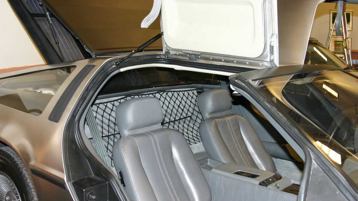 Vintage car contest winners at auto show