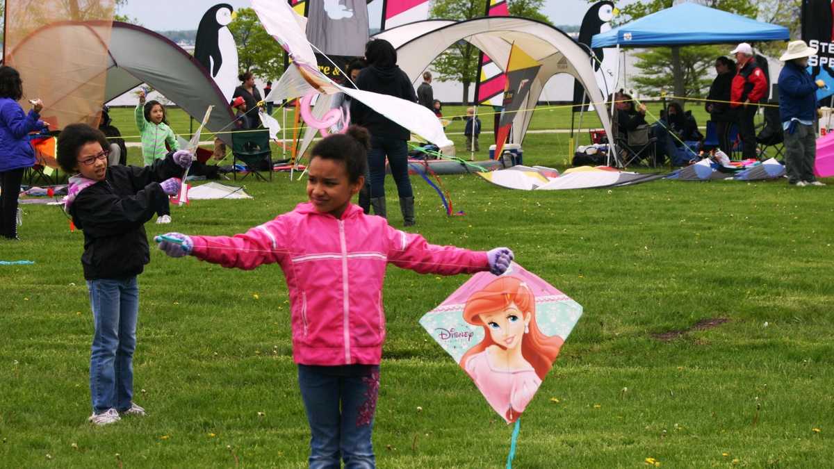 Photos: Kite festival at Milwaukee's lakefront