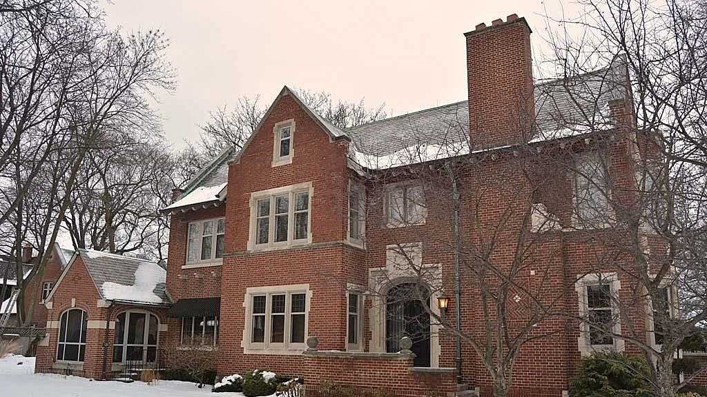 Take a look inside this historic Milwaukee mansion