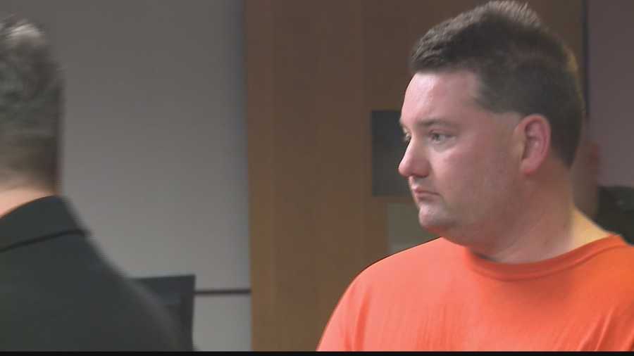 West Bend Man Suspected Of Luring Girls Using Phone Apps