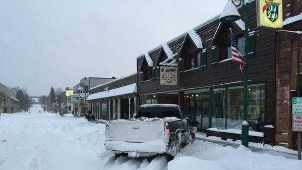 Images: Snow in Spooner, Wis.