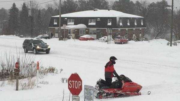 Images: Snow in Spooner, Wis.