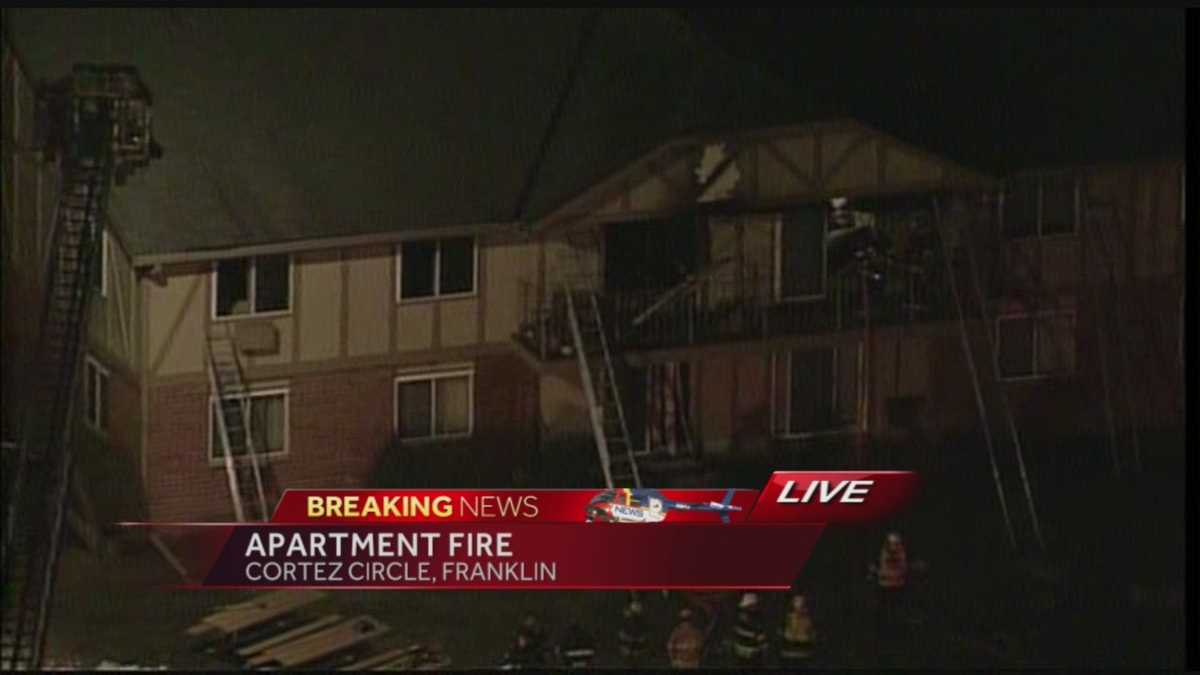 Franklin apartment building catches fire Franklin apartment building catches fire