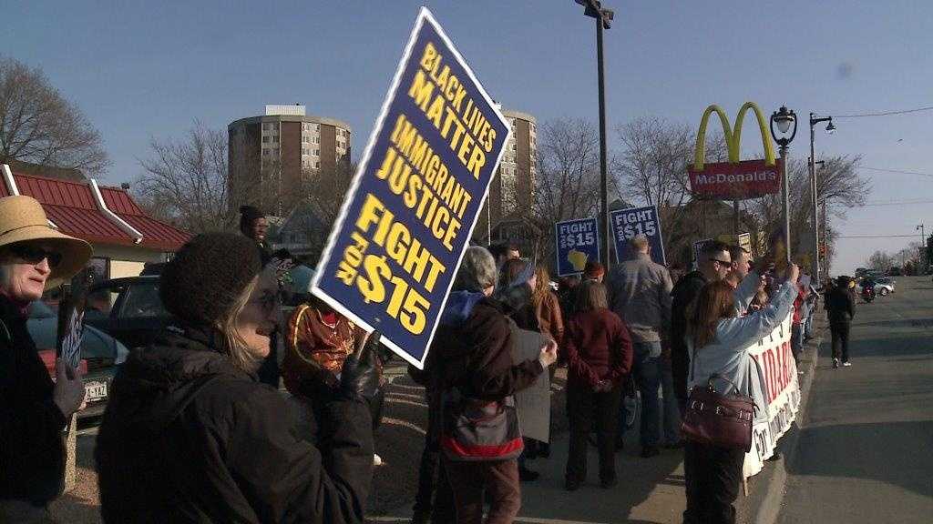 Protesters call for $15 minimum wage during rally