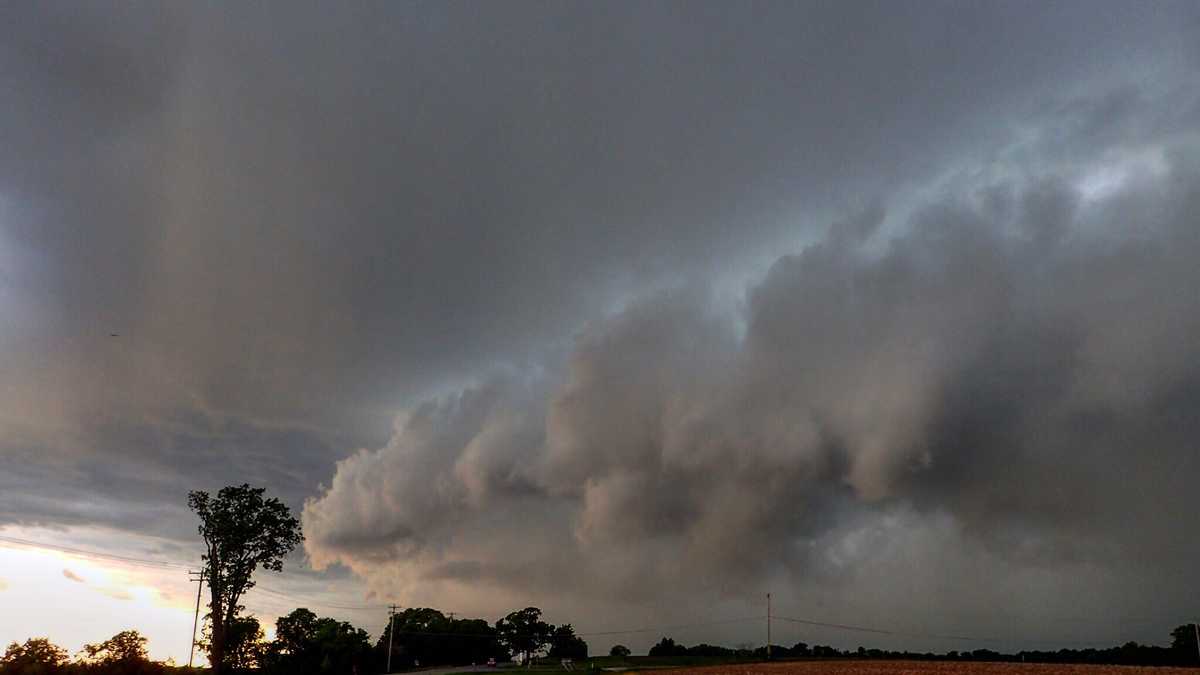 Severe thunderstorms whip through southeast Wisconsin