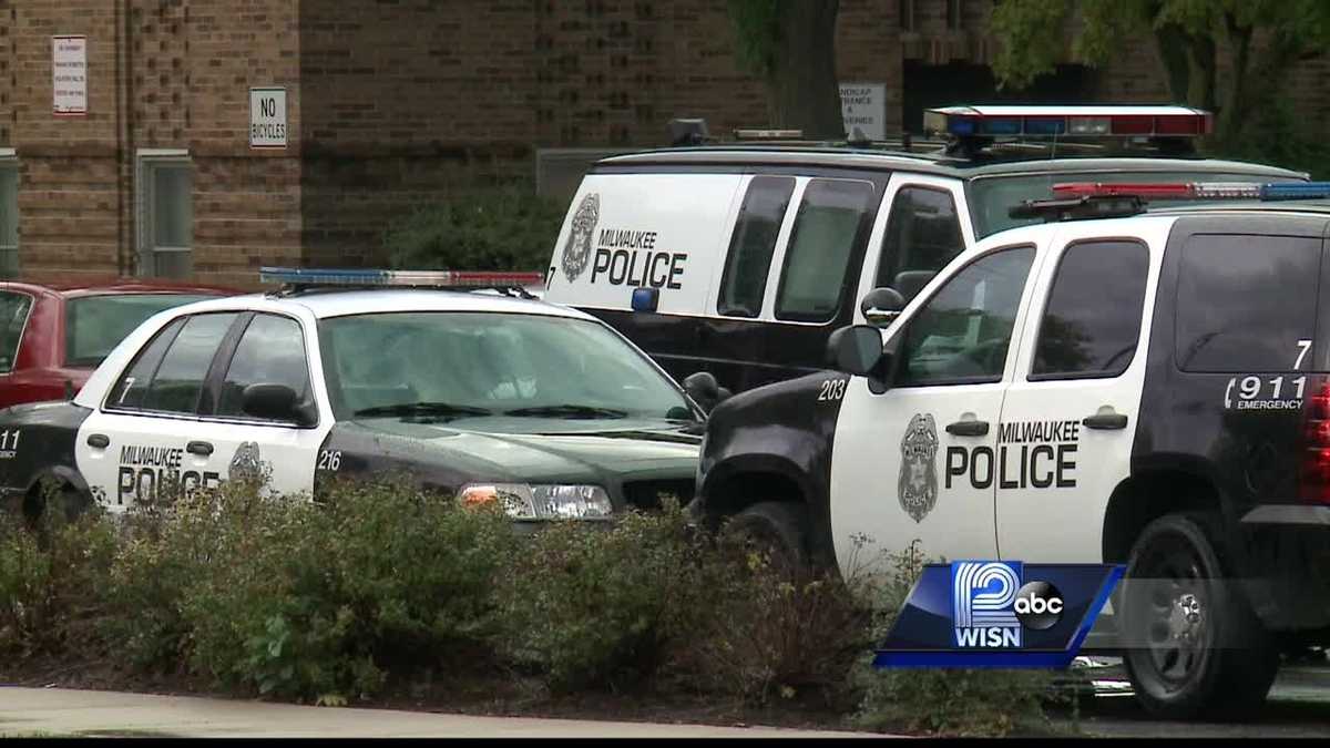 Off Duty Milwaukee Officer Accused Of Owi After Rear Ending Squad Car