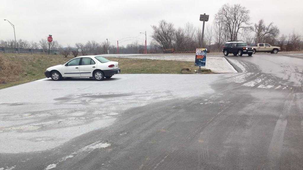 Images: Freezing rain leads to treacherous roads