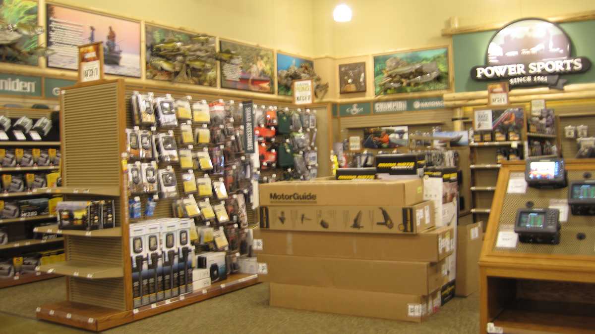 Images: Cabela's store opens today in Louisville