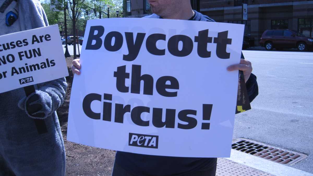 Images: PETA protests circus citing animal abuse