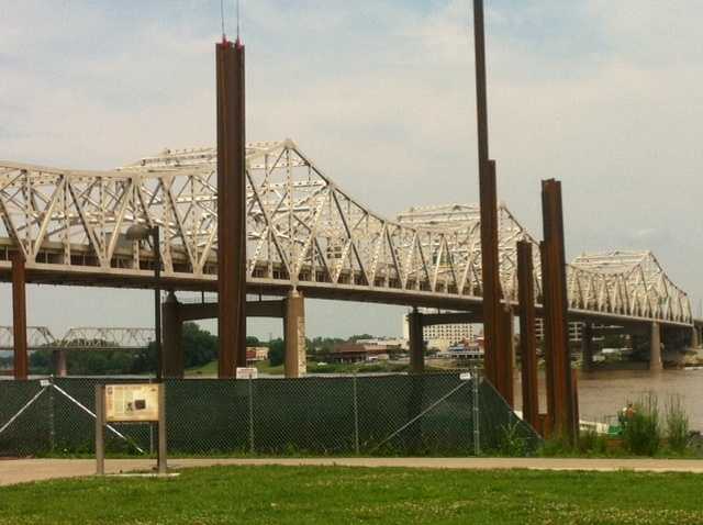 Images: Ohio River Bridges Project construction