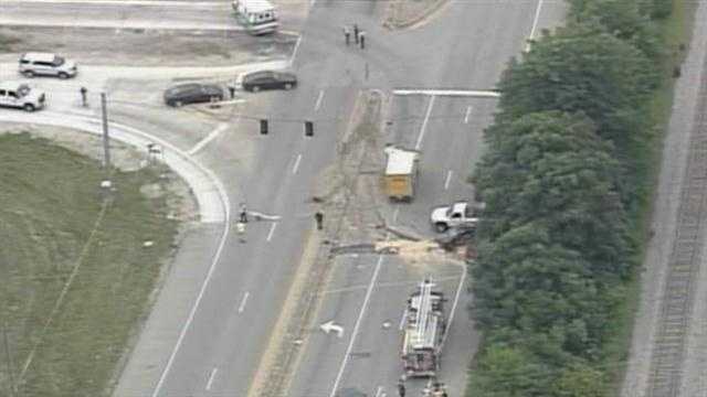 Images: Serious crash on LaGrange Road at Gene Snyder