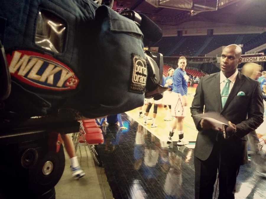 Images: Connect with WLKY's Derek Forrest