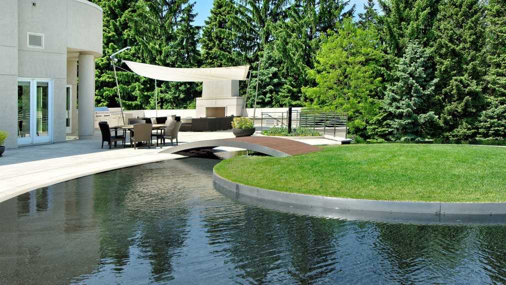 Michael Jordan's Chicago-area mansion up for auction