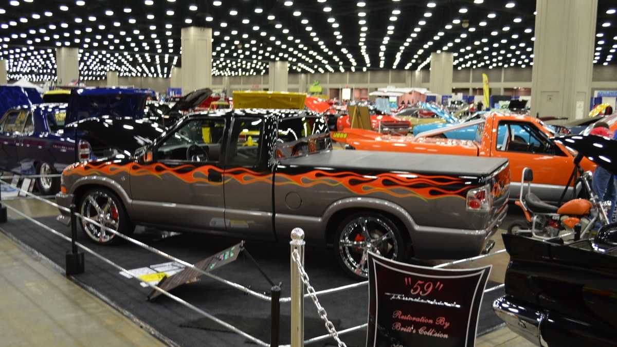Images: 2014 Carl Casper Custom Car Show