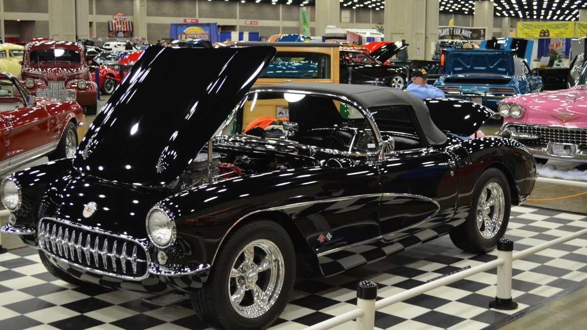 Images: 2014 Carl Casper Custom Car Show
