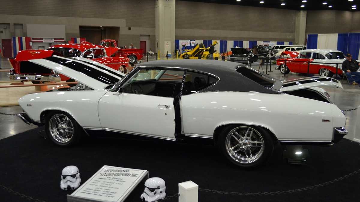 Images: 2014 Carl Casper Custom Car Show