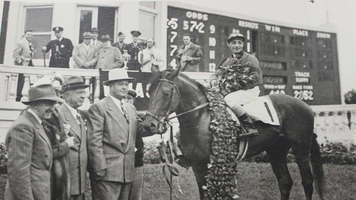 Images: Triple Crown winners