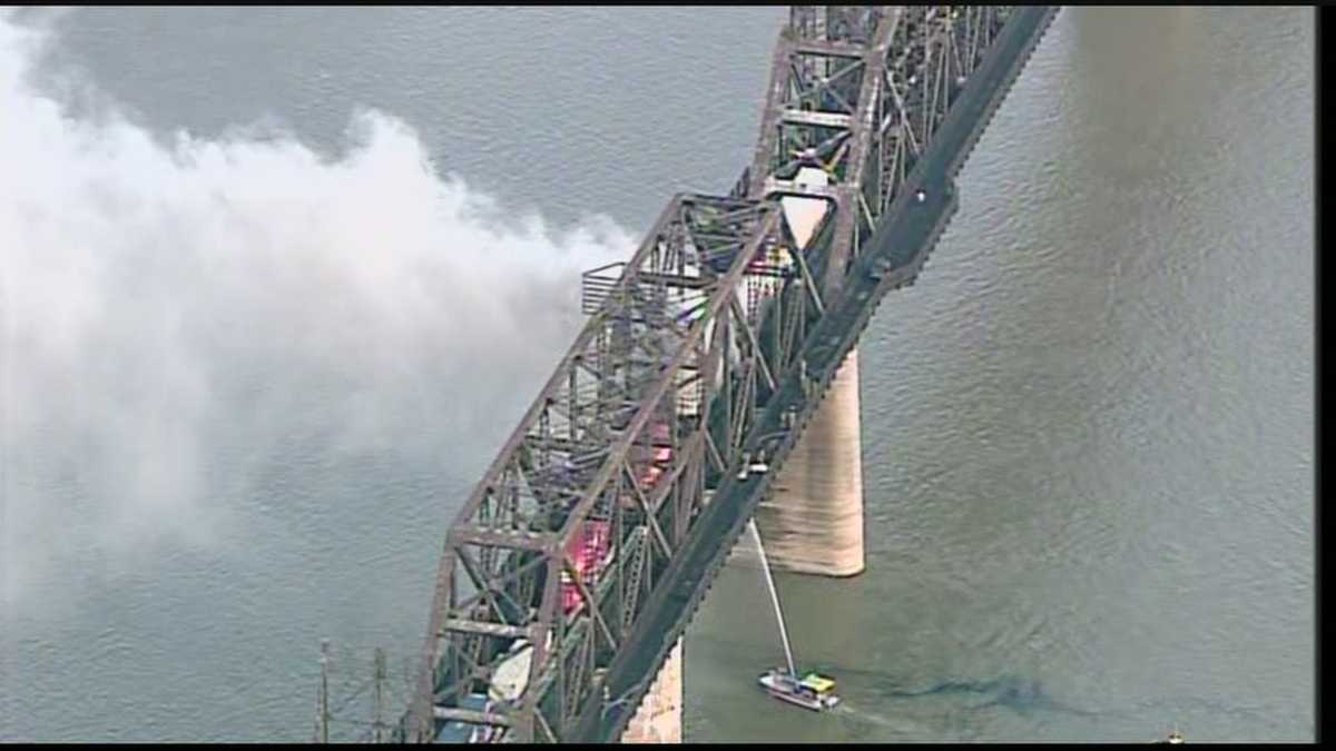 Images: K&I Railroad Bridge fire