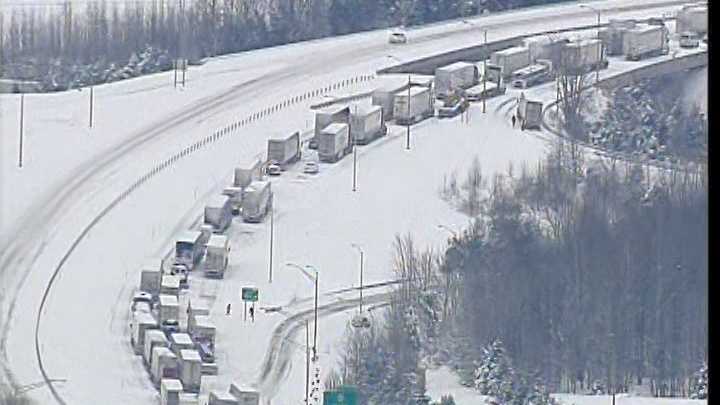 Drivers stranded on I-65 for nearly 24 hours