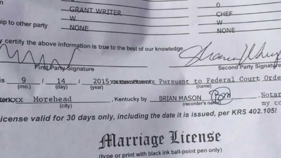 Kentucky Governor Signs Off On Single Marriage License Form