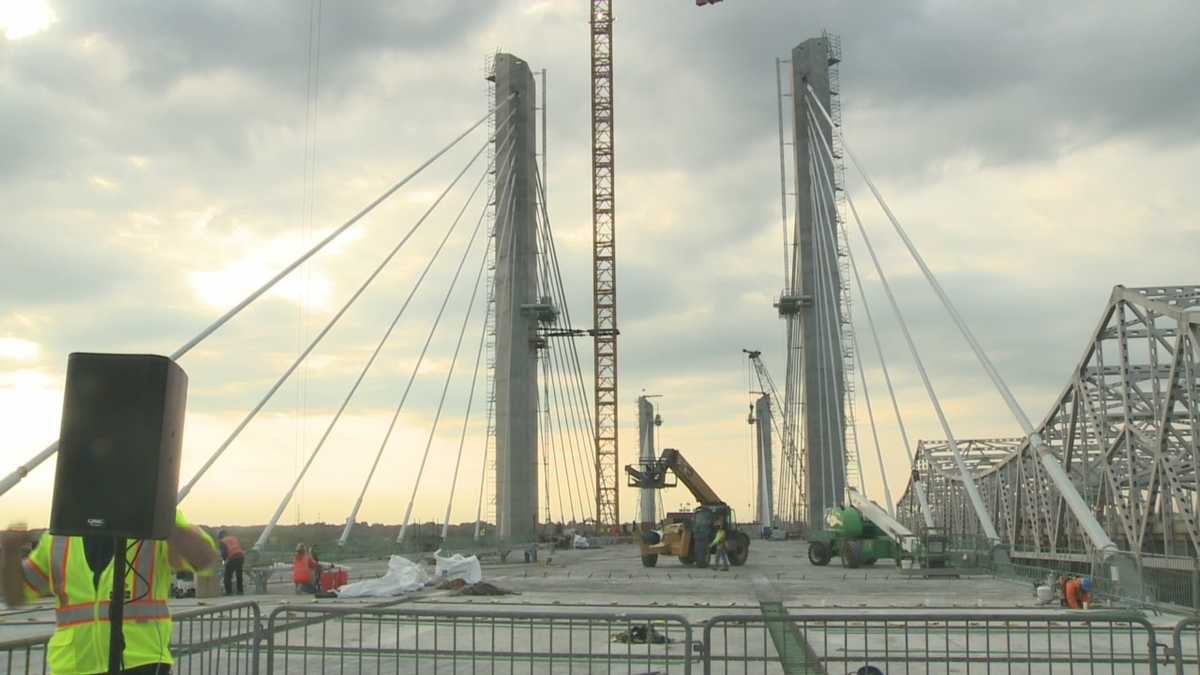 New downtown bridge expected to open before Christmas