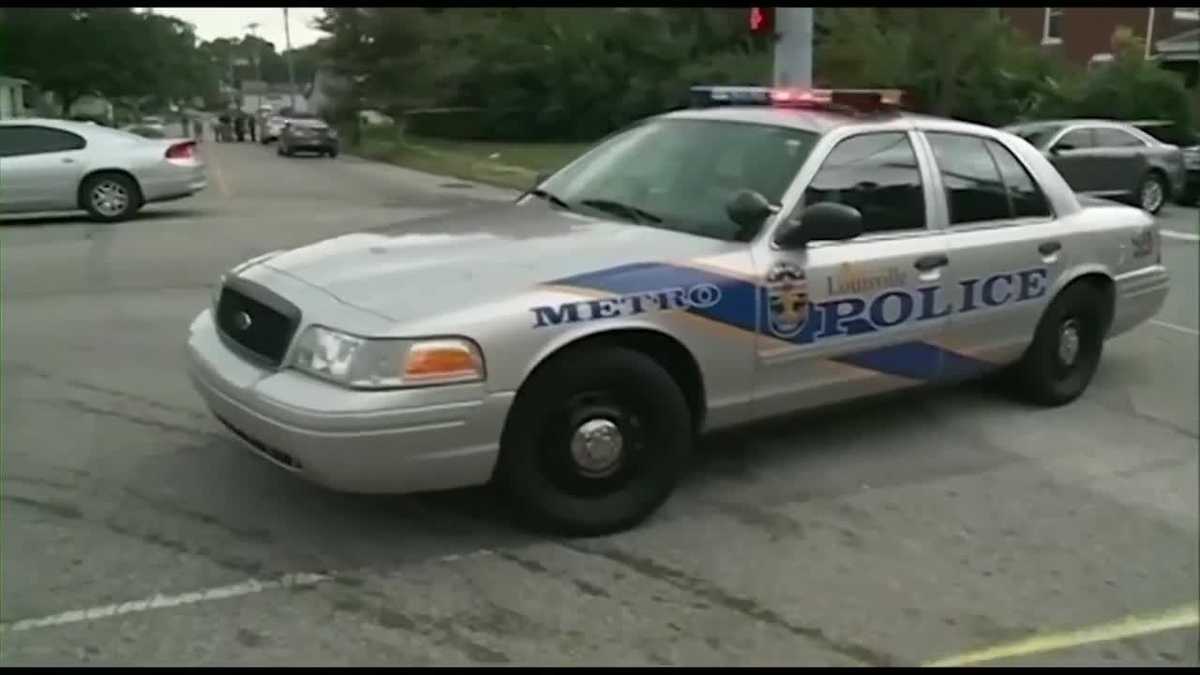 LMPD celebrates promotions of 6 officers