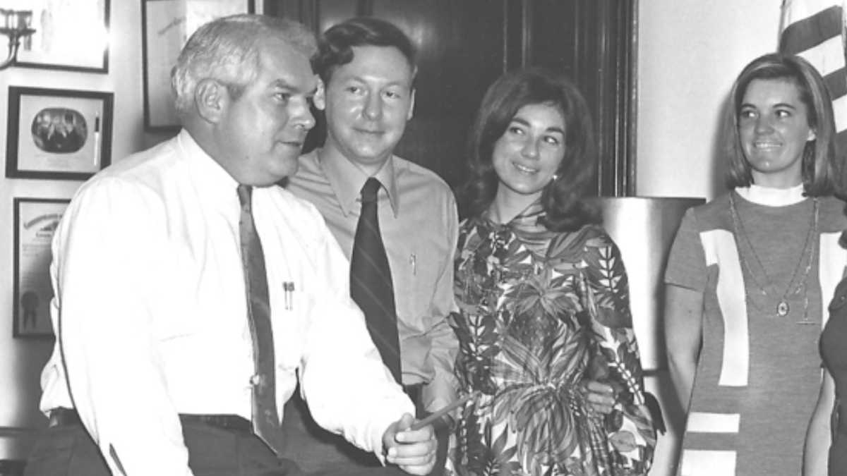 Kentucky Senator Marlow Cook dies at 89