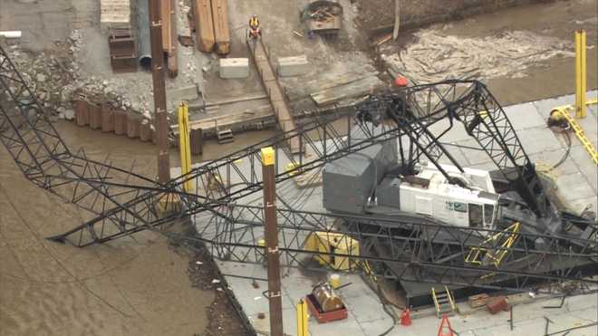 Crane collapse halts work on East End Bridge
